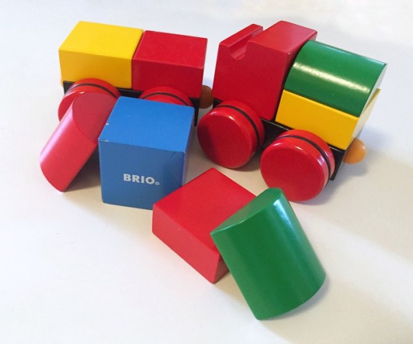Brio Magnetic Block Train – Practically Apparent