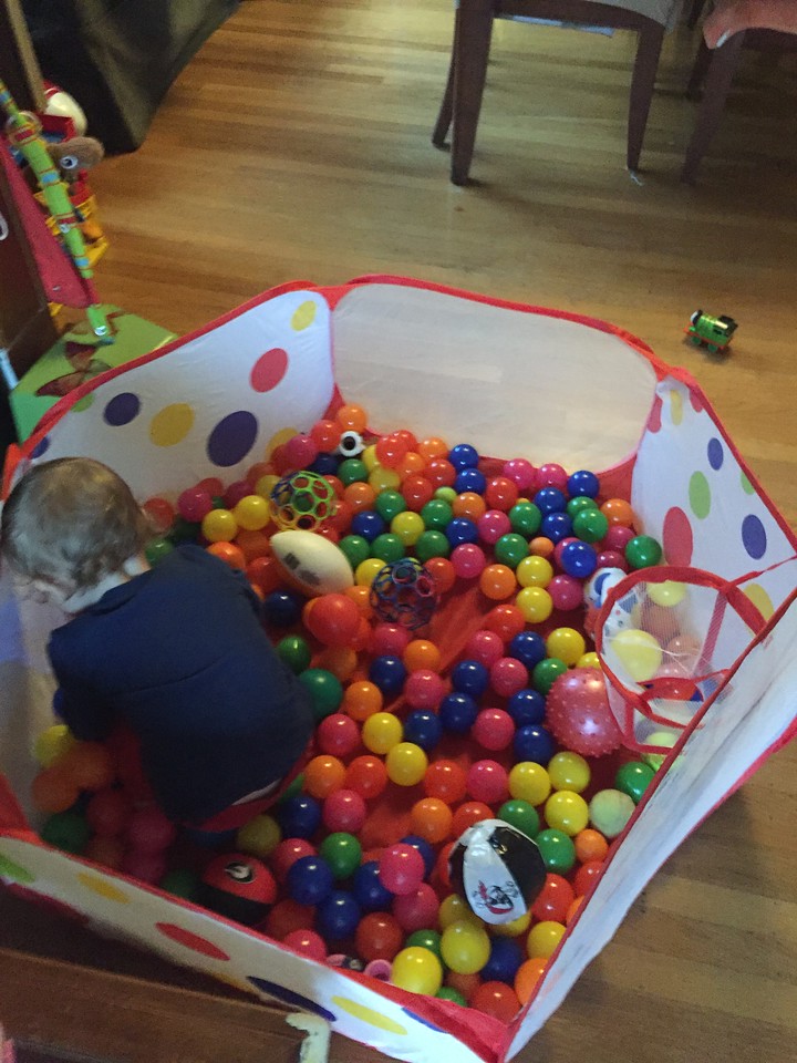 Pop Up Ball Pit – Practically Apparent