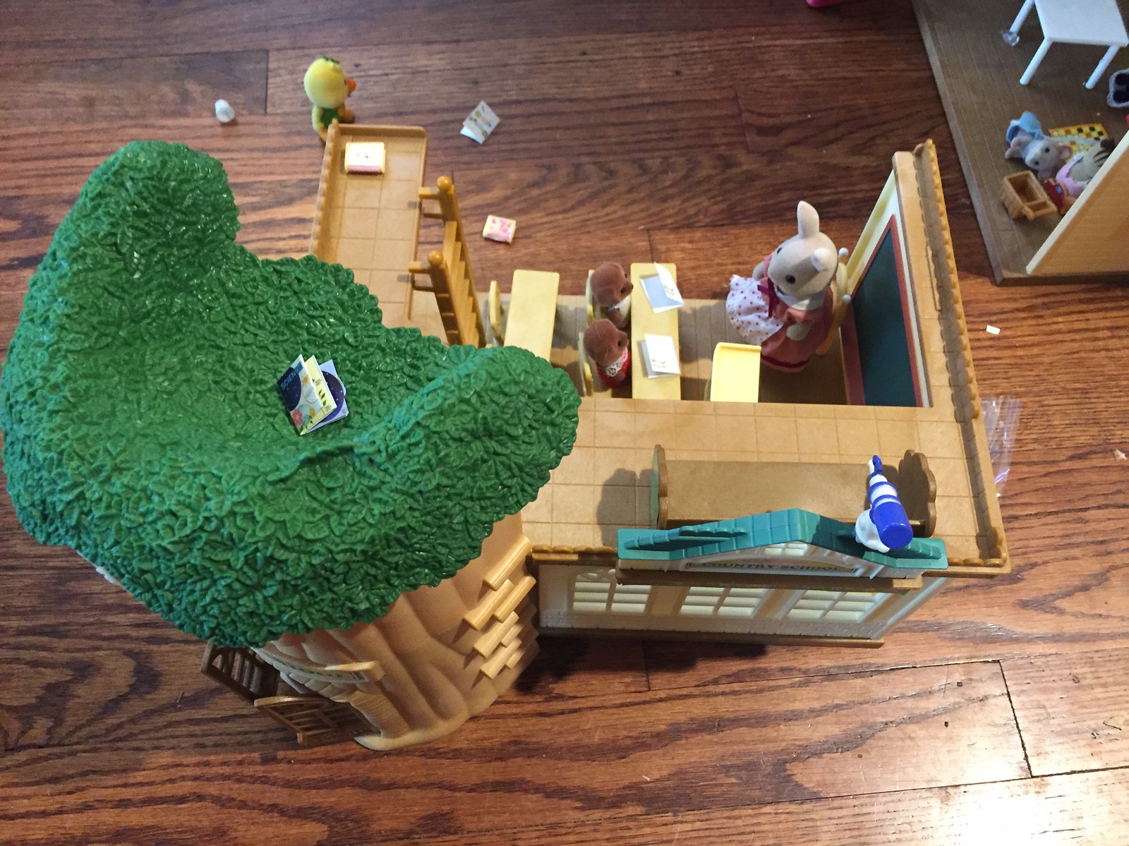Calico Critter Country School – Practically Apparent