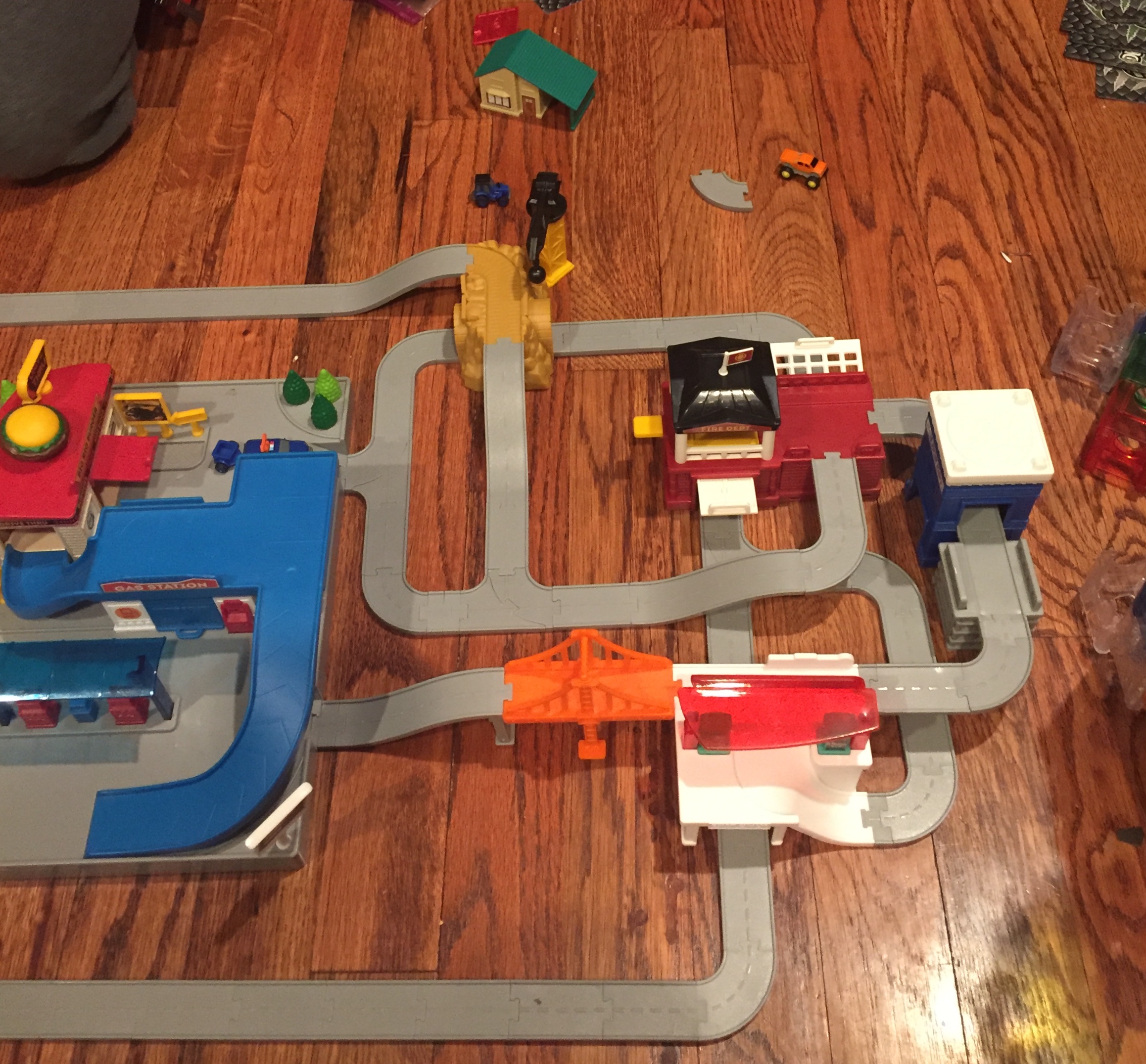 Driven Build-A-City Playset – Practically Apparent