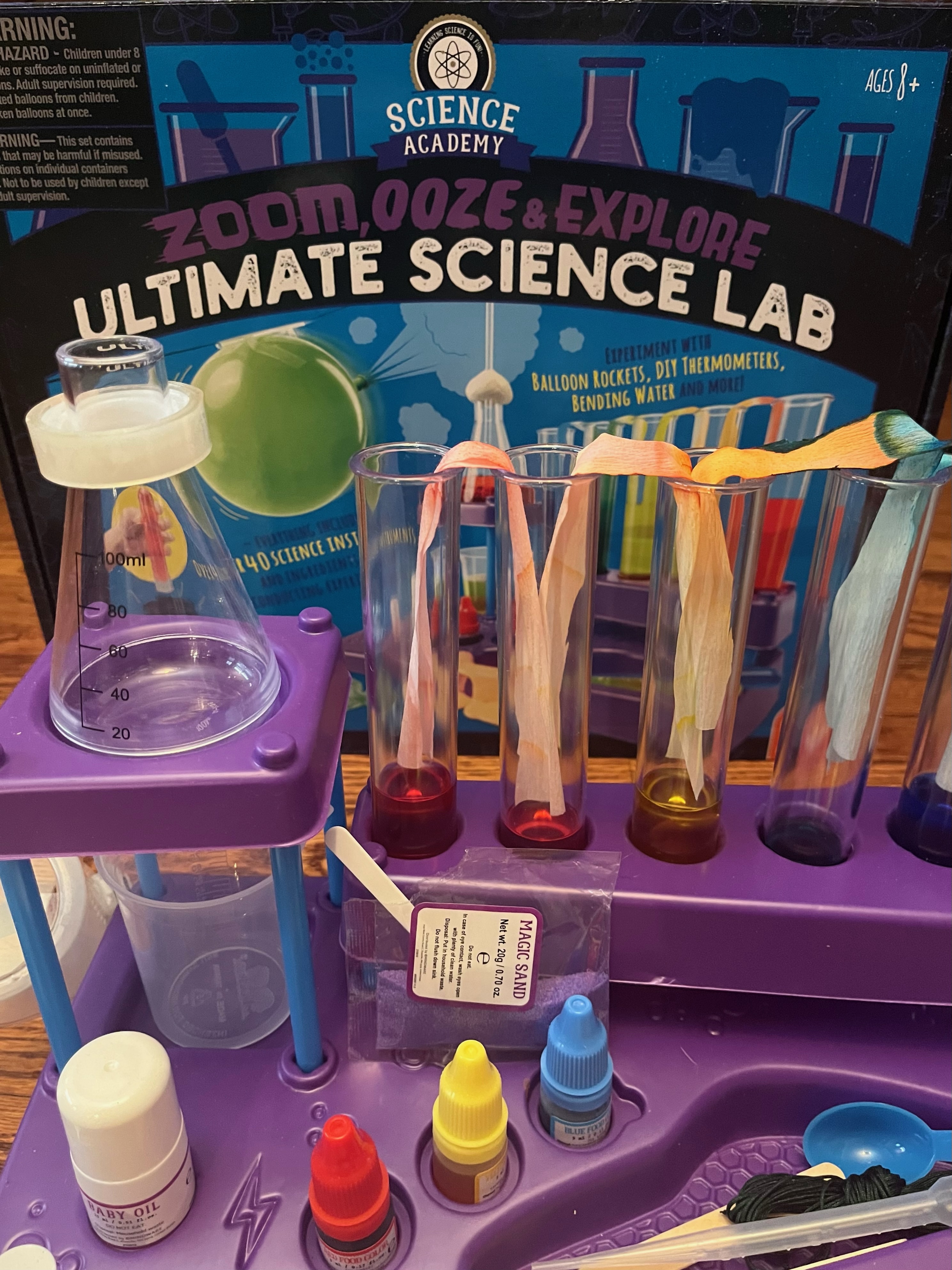 This Science Kit Lets Kids Explore With Hands-On Experiments ...