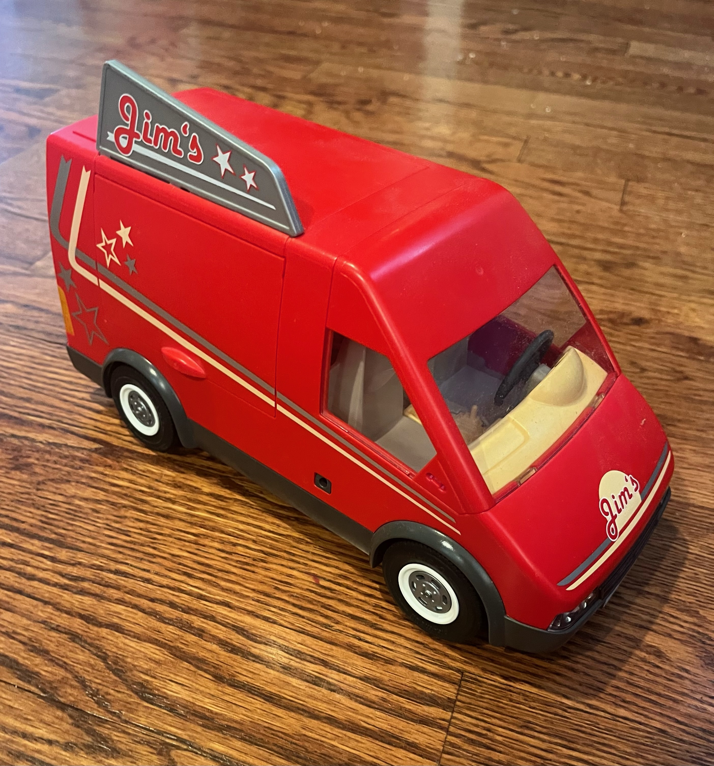 Feast Your Playmobil Hordes with This Sweet Vehicle – Practically Apparent